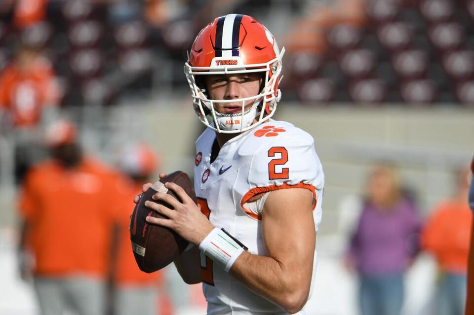 IN PICS: 3 College Quarterbacks Shine at QB Summit With Jordan Palmer ...