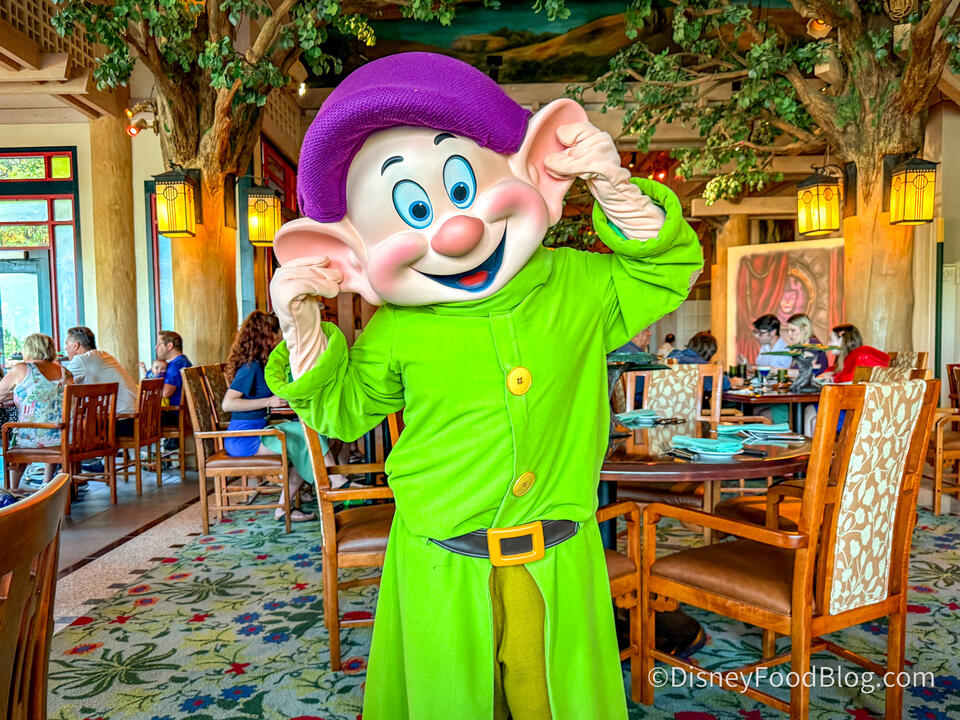 Mickey Mouse Is Calling. You NEED These 6 Unique Character Restaurants ...