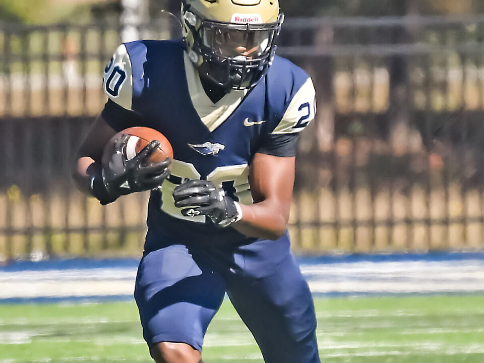 Wesleyan football wins third straight game