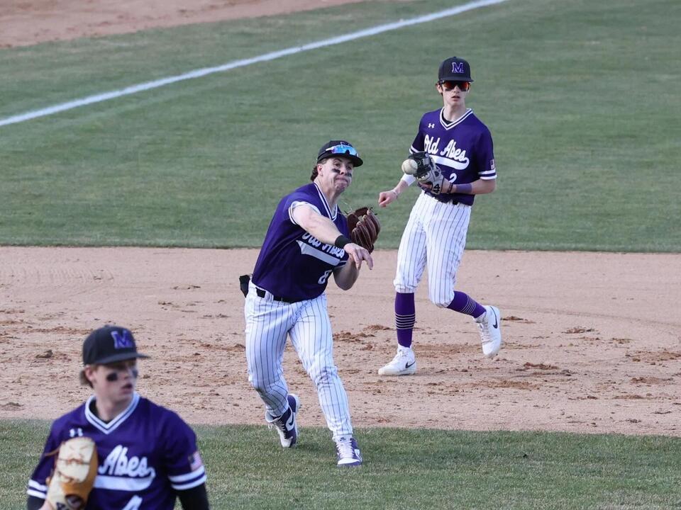 North and Memorial baseball gearing up for crosstown series