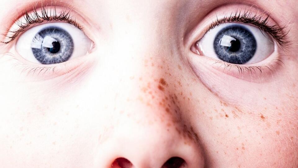 7 Survival Reflexes Still Running in Your Body Right Now That Were ...