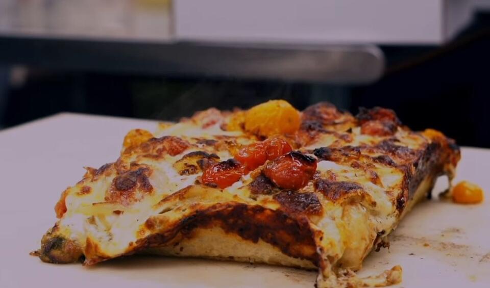 Famous Instagram Star Finally Opens St. Louis Pizza Spot - NewsBreak