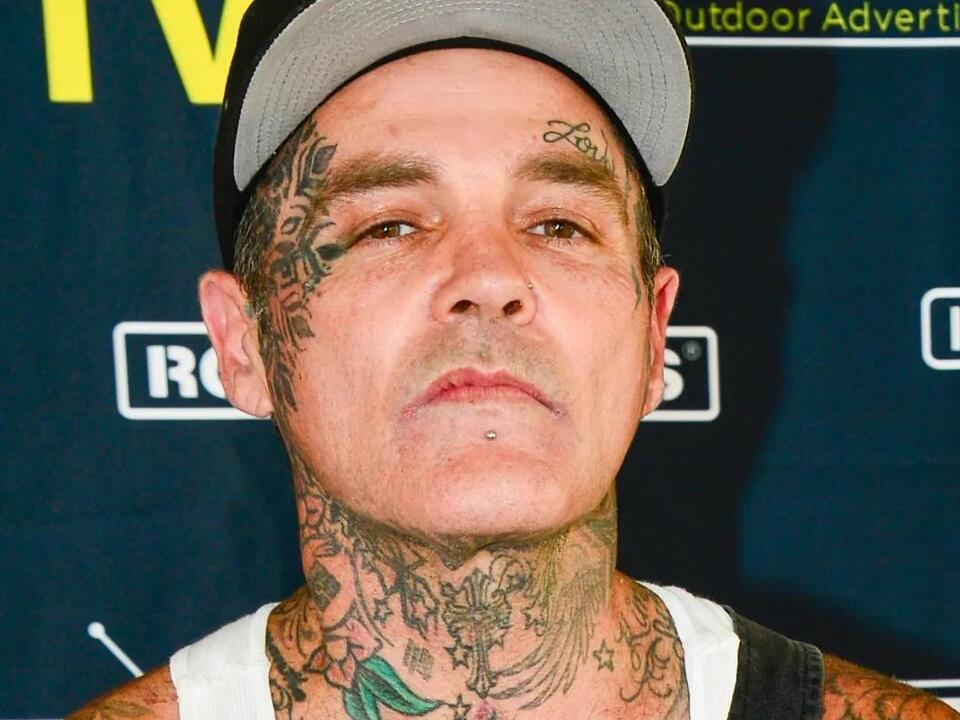 Crazy Town Frontman and “Butterfly” Hitmaker, Shifty Shellshock, Dead at 49