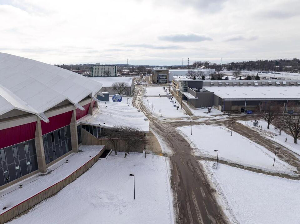 Dane County negotiating $100M bid to revamp Veterans Memorial Coliseum ...