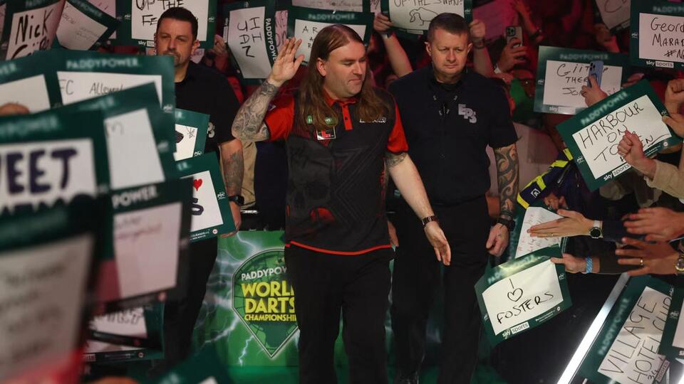 Why Paddy Power Logo Was Blurred During Luke Littler and Ryan Searle ...