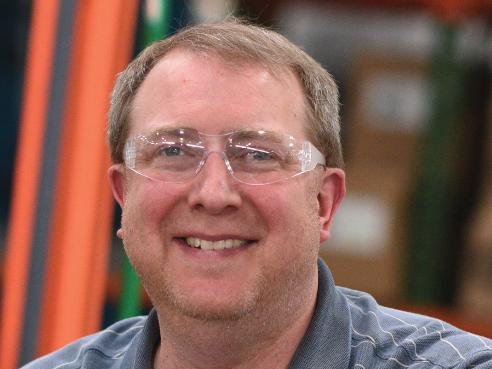 Award goes to visually-impaired sewing machine operator who makes US ...