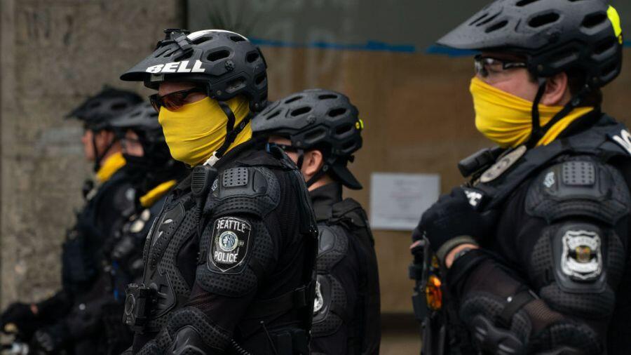 Mayor Harrell proposes ban on face masks for law enforcement officers ...