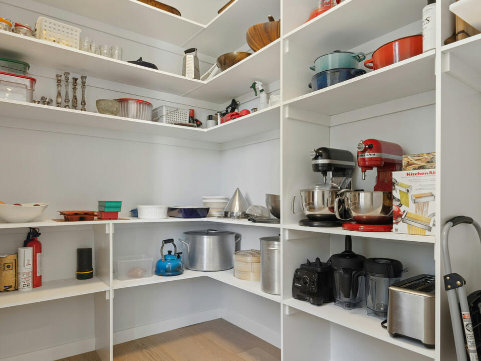 6 Changes to Make in Your Pantry Today That Will Make It so Much More ...