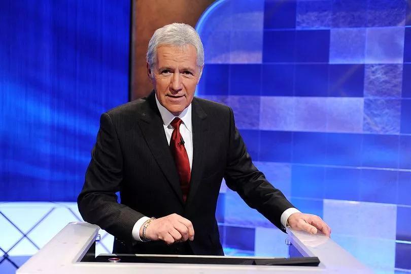 Ken Jennings' sweet three-word tribute to the late Alex Trebek on major milestone - NewsBreak