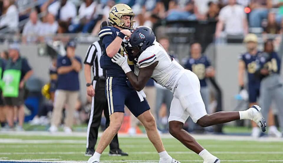 How to Watch Akron vs. Central Michigan: Time, TV Channel, Live Stream ...