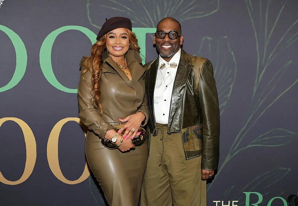Pastor Jamal Bryant & Wife Karri Bryant Respond to Critics of Viral ...