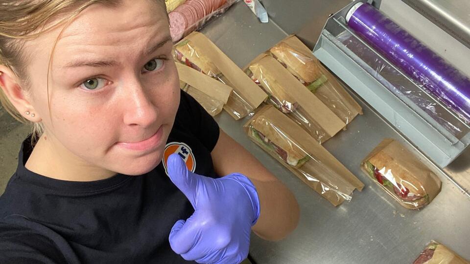 Counter-Strike Pro Talks Sandwich Meme Sexism After Going Viral - NewsBreak