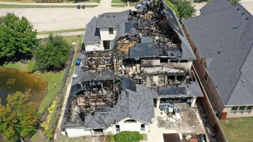 Report: 9 firefighters injured in 4,450 sq. ft. Texas house fire during ...