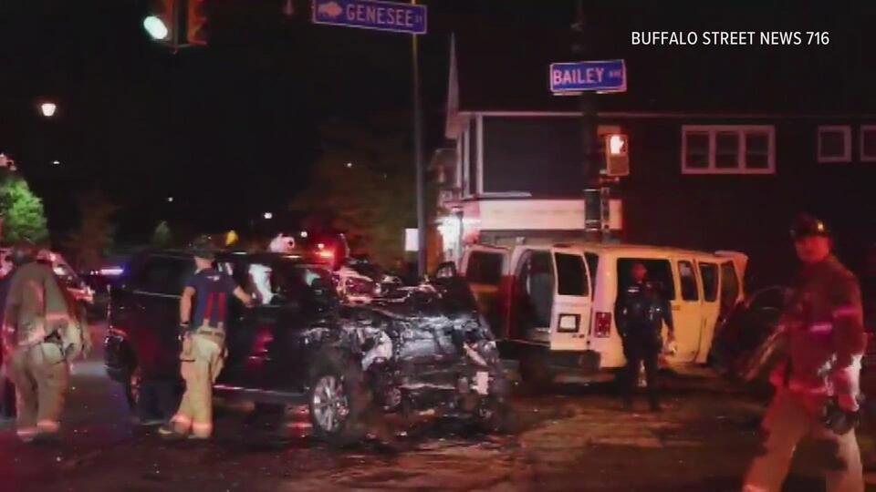 Buffalo Police respond to 2-car crash involving a church van - NewsBreak