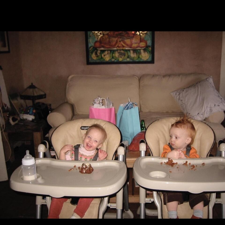 Julia Roberts Shares Rare Photo of Twins to Celebrate Their 21st ...