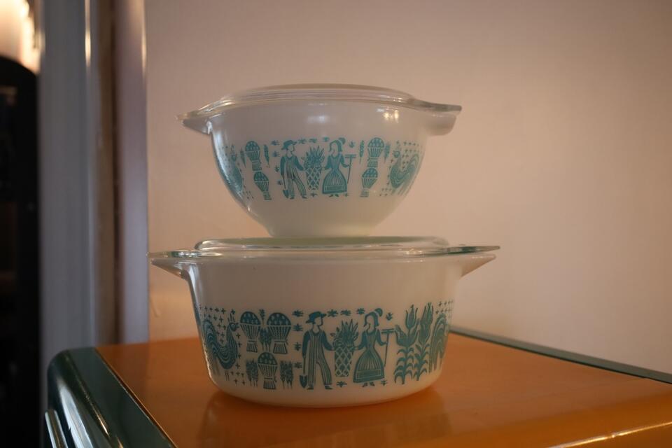 10 Iconic Pyrex Dishes from the 1950s and 1960s - NewsBreak