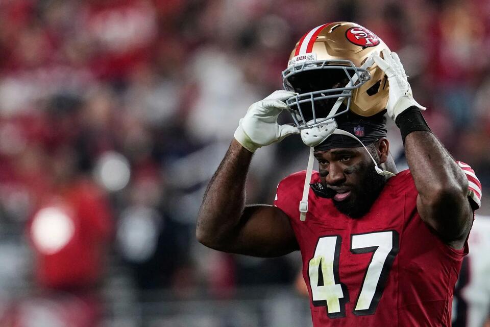 The 49ers agree to a deal to bring back linebacker Dre Greenlaw for a ...