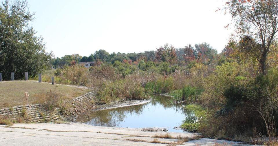 Hunters Lake running on empty - NewsBreak