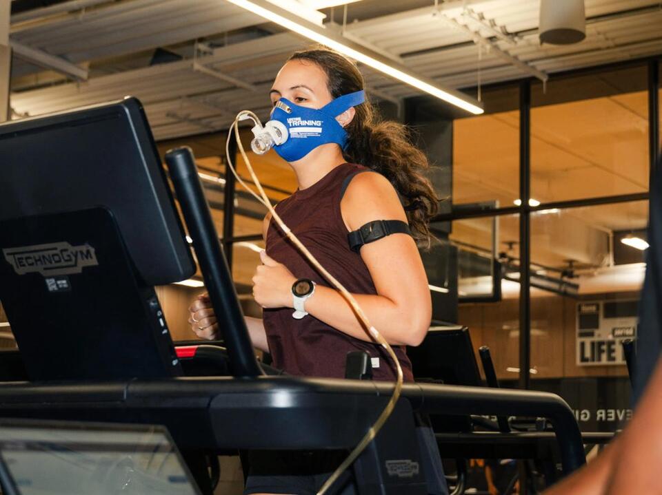 I took a VO2 max test while sprinting on a treadmill. It taught me how ...