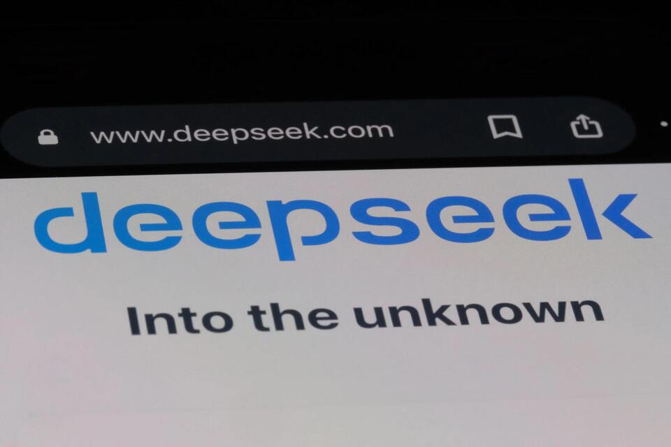 US officials probe China’s DeepSeek AI amid security and privacy ...