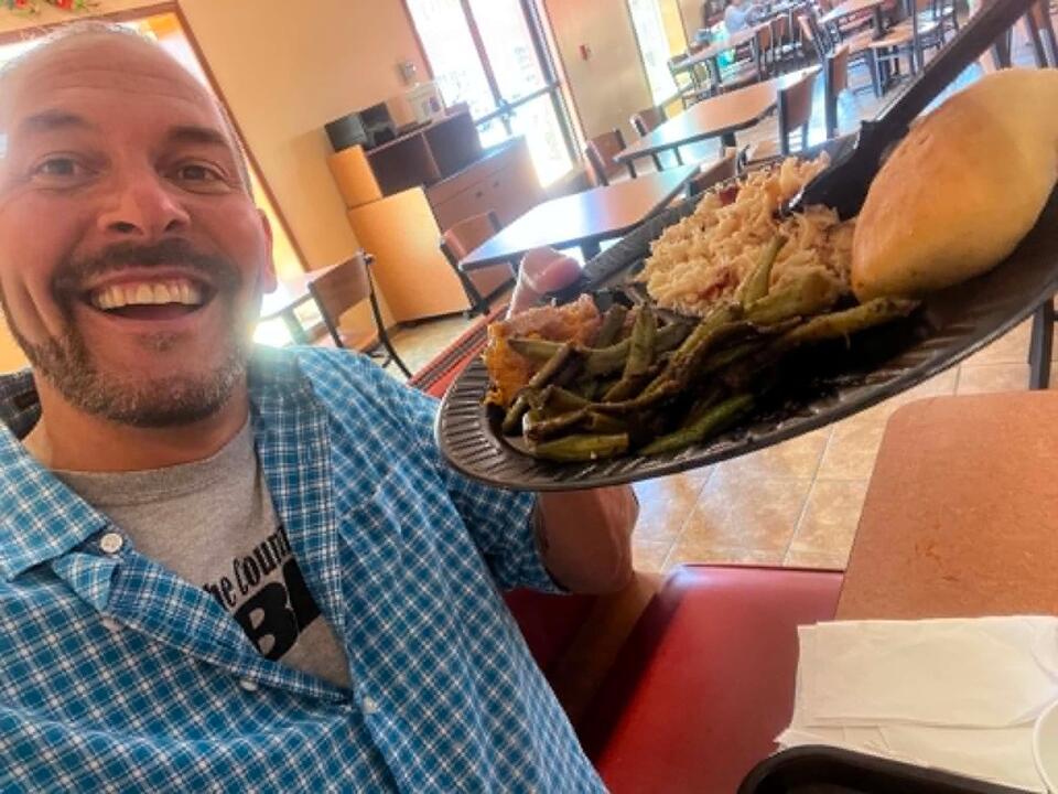 How to Make Holiday World's Famous Green Beans at Home - NewsBreak