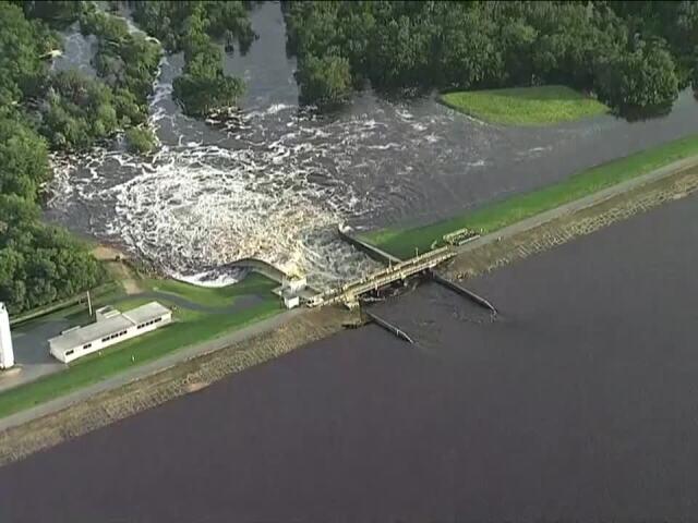 Neighbors fed up with flooding near Lake Manatee Dam - NewsBreak