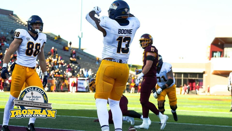 Peny Boone Voted Ironman of the Central Michigan Game - NewsBreak
