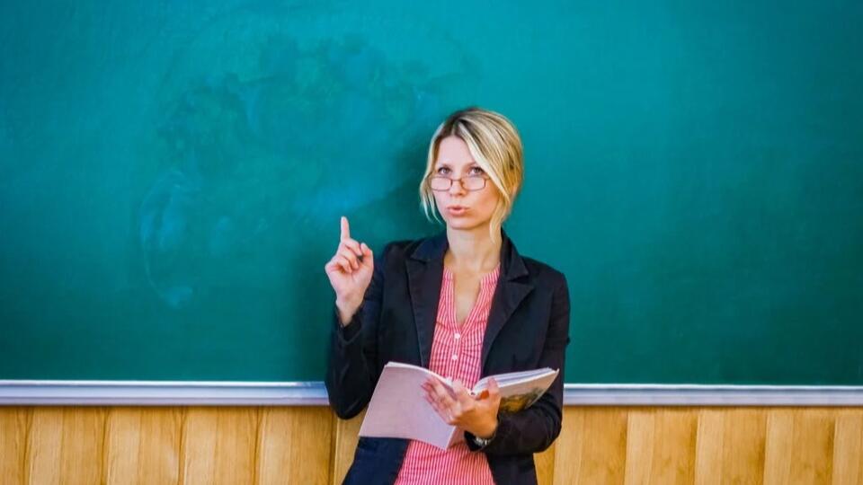 School Supplies That Have Disappeared From Today’s Classrooms - NewsBreak