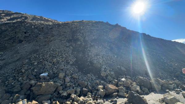Rattlesnake Ridge landslide continues to slow, officials say no ...