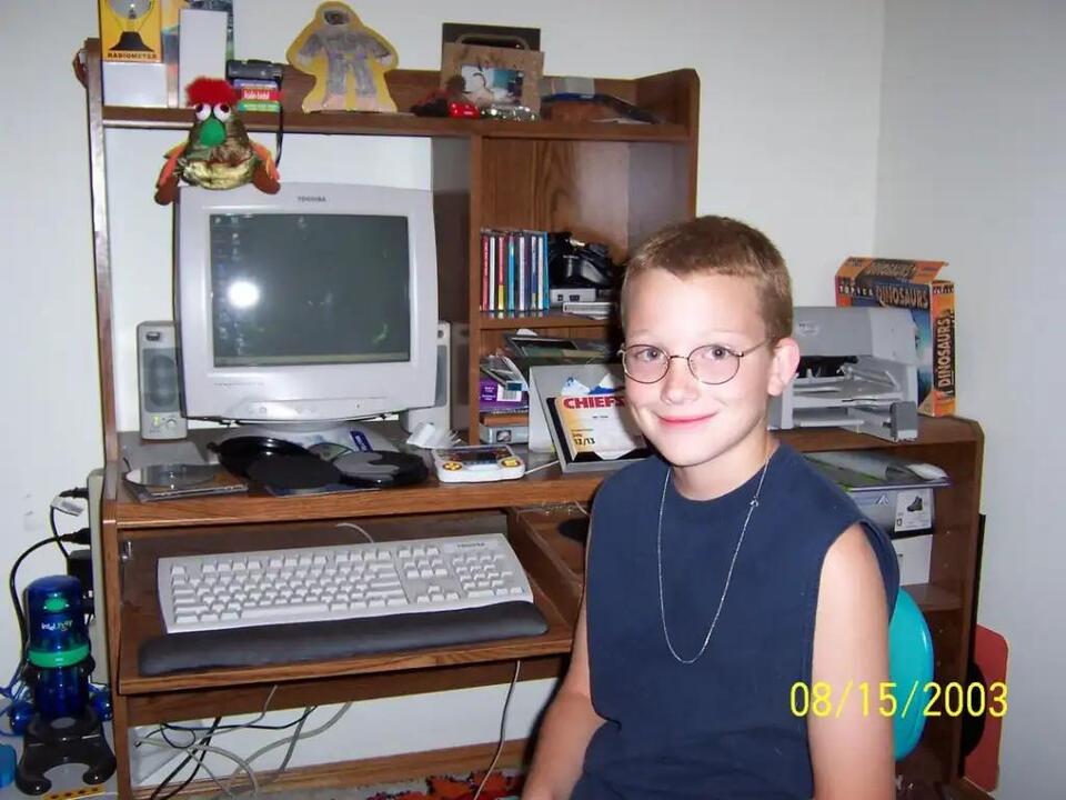 31 Nostalgic Photos That Perfectly Capture How Strange the Early 2000s ...