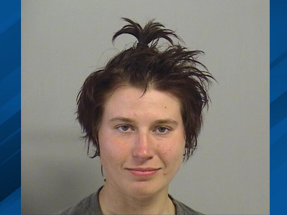Woman Arrested After Allegedly Punching Tulsa Paramedic