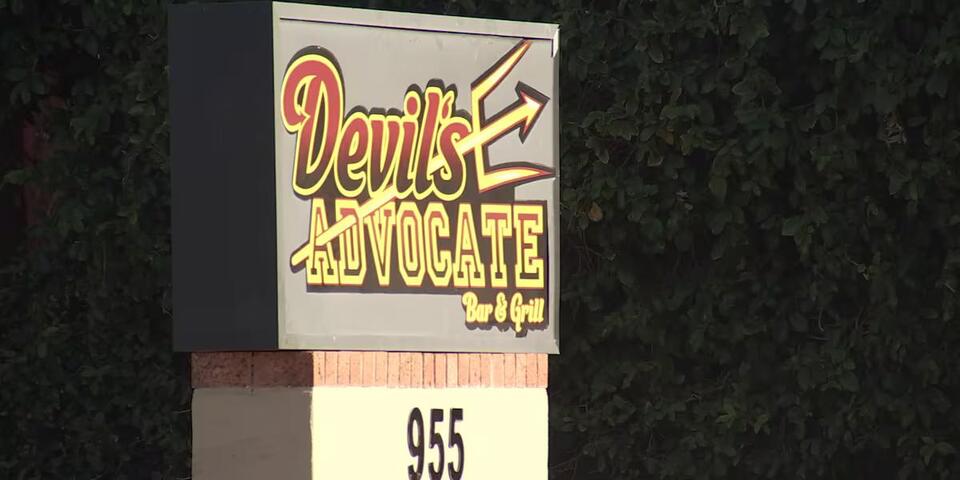 Popular Tempe sports bar Devil’s Advocate is closing its doors - NewsBreak