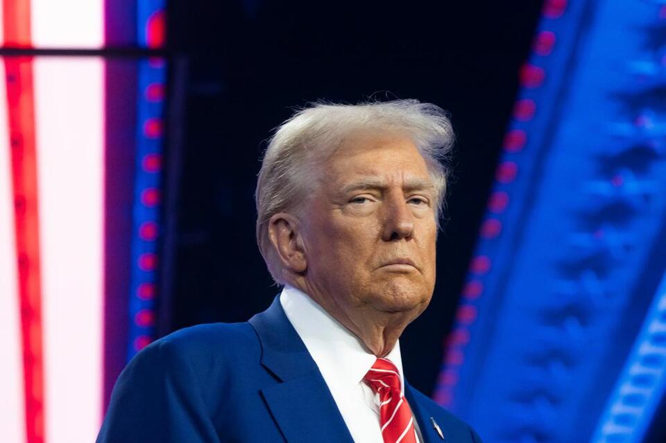 Trump Rings in the New Year With Traditional Rant Against His Enemies ...