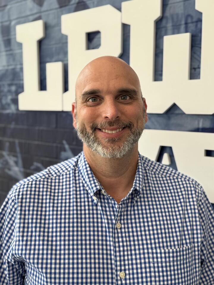 LBW names Tony Norris as inaugural flag football head coach - NewsBreak