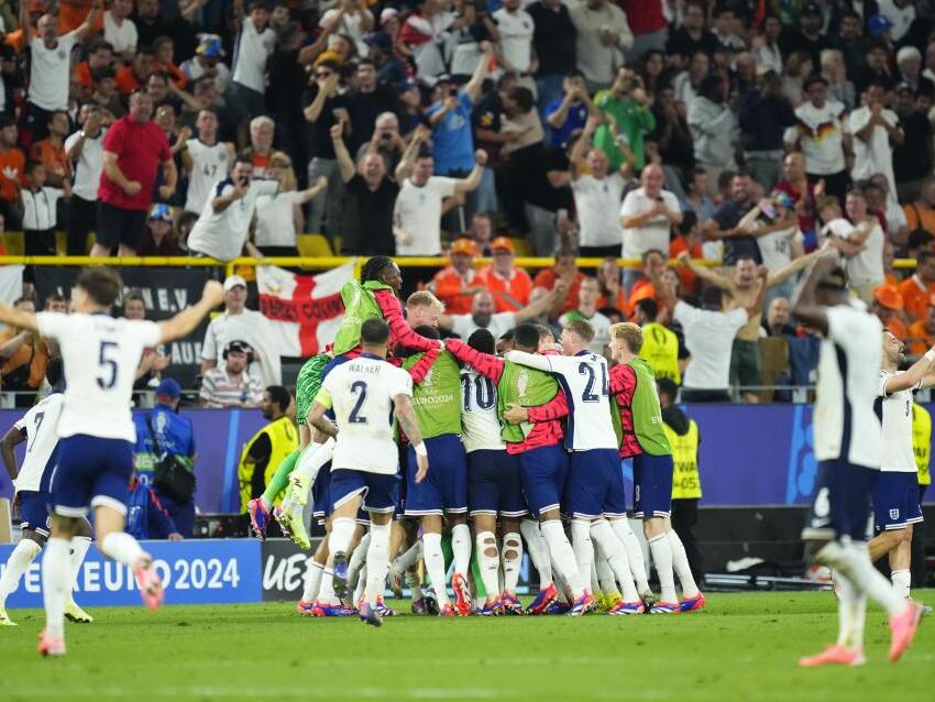 England set for massive open-top victory parade if they make history by ...