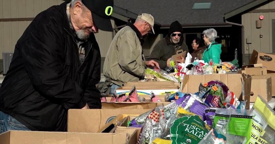 Pop-up food distribution feeds dozens of Prineville families on short ...