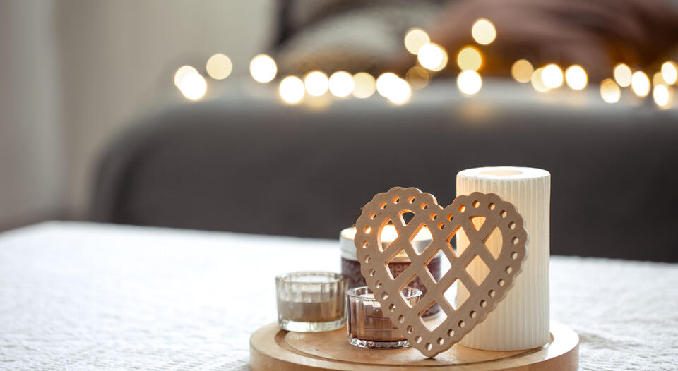 3 ways to do sophisticated Valentine’s Day decor without making it ...
