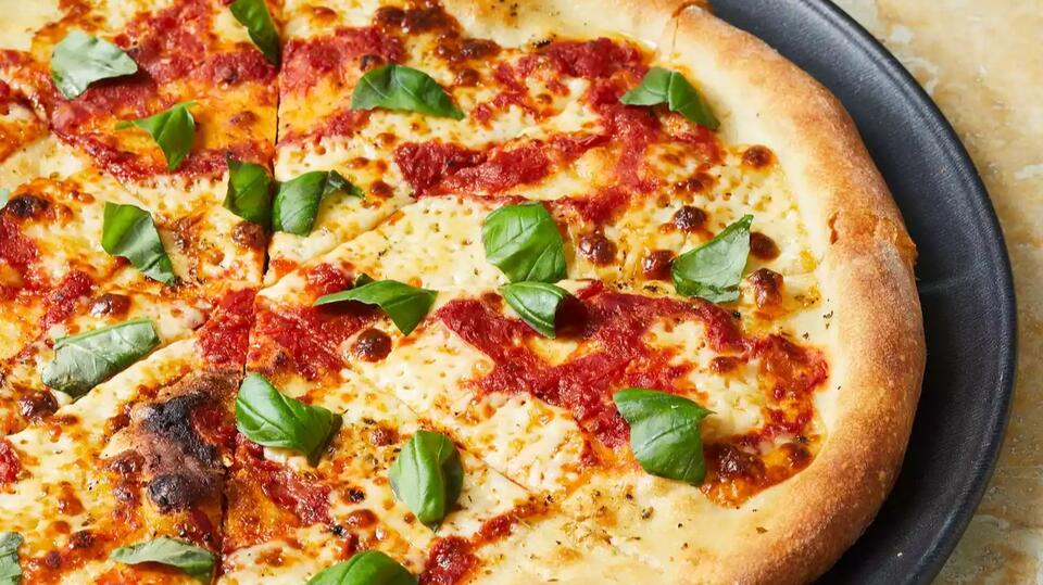 Homemade Brooklyn Style Pizza - Crispy, Chewy, Perfect! - NewsBreak