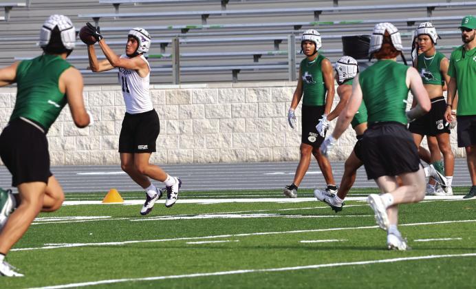 Mustangs show plenty in final night of 7 on 7 - NewsBreak