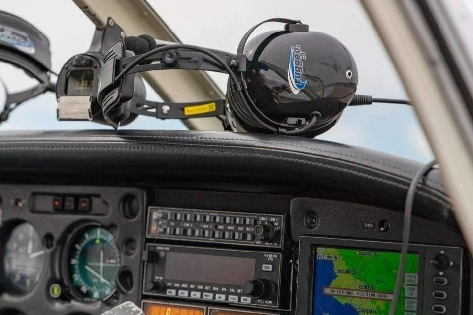 Most Popular Aviation Gear of September 2025 - NewsBreak
