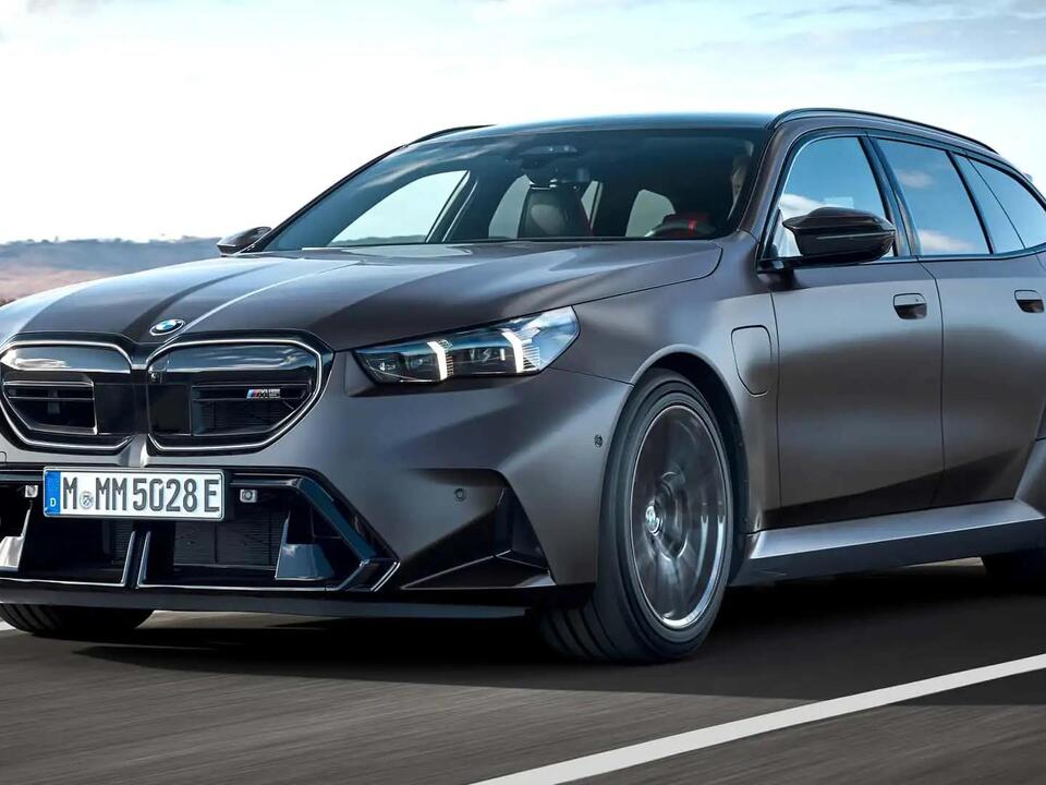 The 2025 BMW M5 Touring Is A U.S.-Bound Plug-In Super Wagon