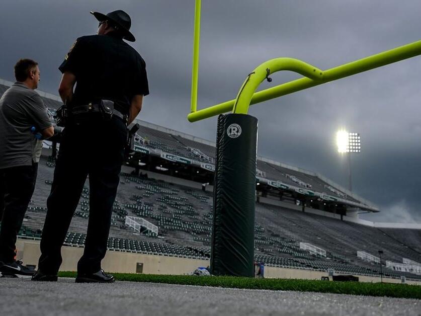 Big Ten Coordinator of Officials explains pivotal late-game penalties ...