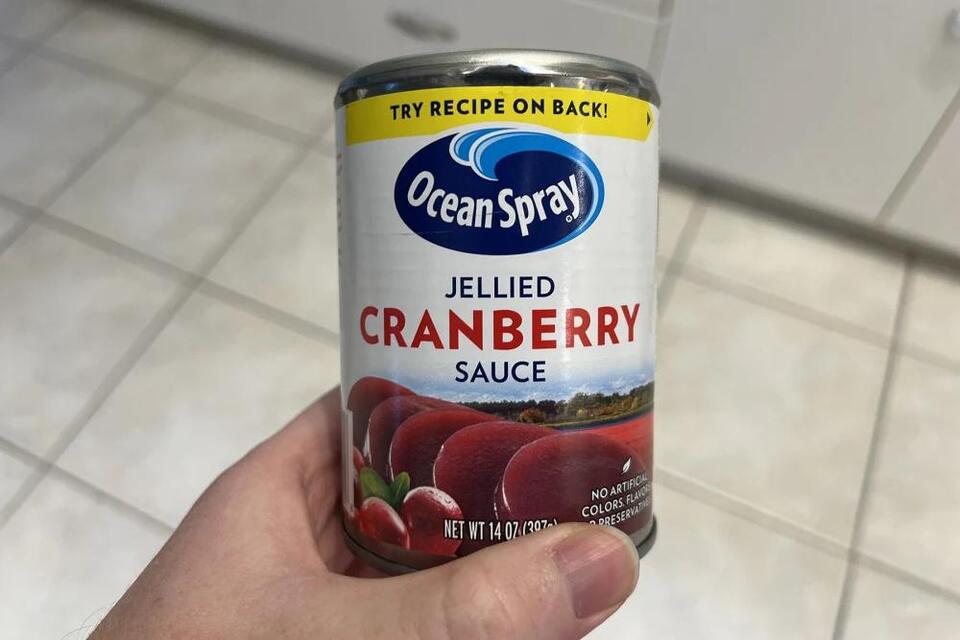 Ocean Spray investigating videos from Thanksgiving of cranberry sauce ...