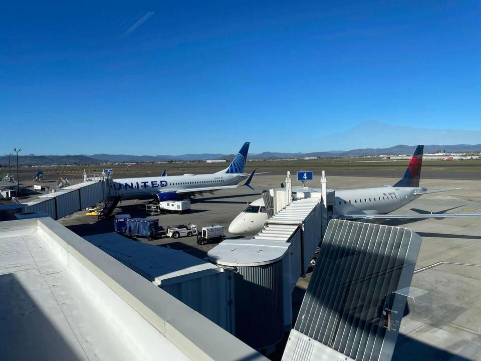 Plane takes off for San Francisco two days after being discovered with ...