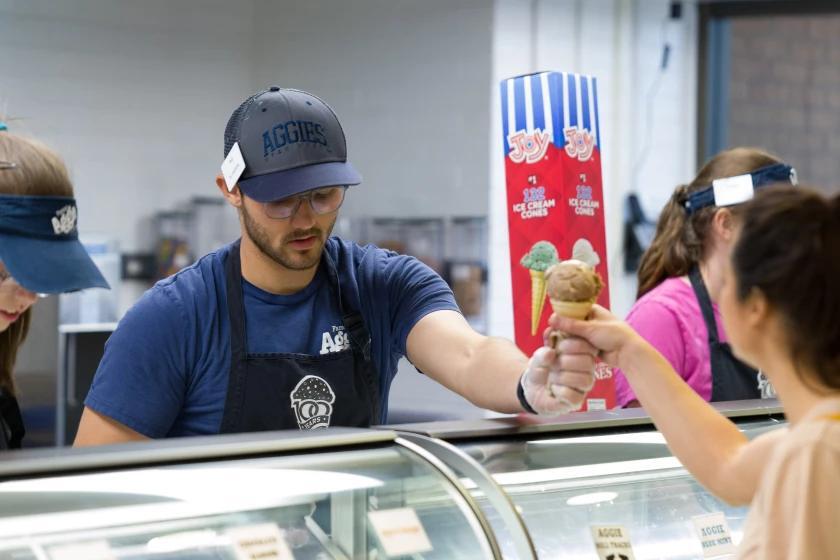 The scoop on one of Utah’s favorite ice cream brands - NewsBreak