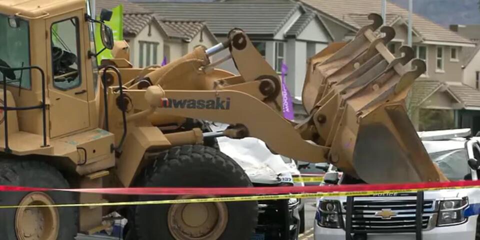 Man shot after ramming police cars, attempting to run officer over in ...