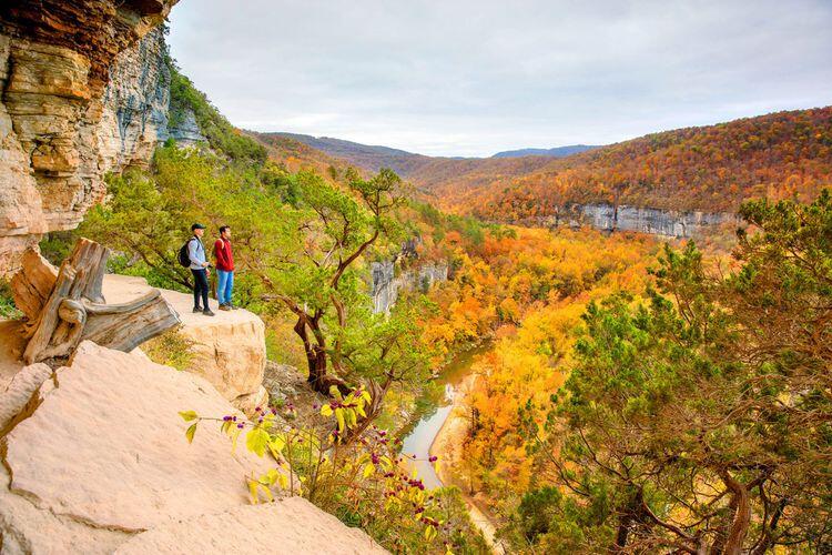 This Scenic National River In The Ozarks Is A Hidden Gem For Fall Color ...