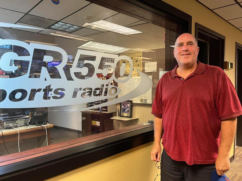 Howard Simon leads class of inductees into 2024 Buffalo Broadcasters ...