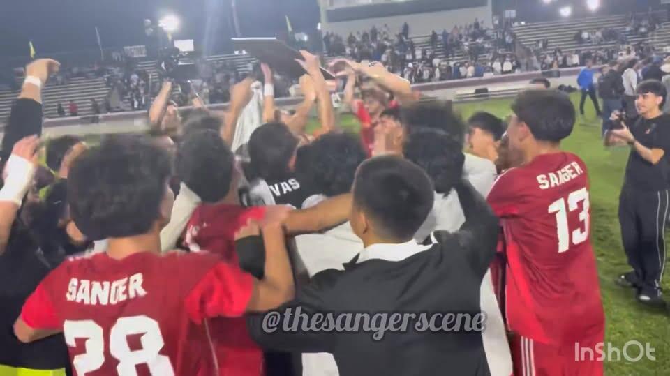 Sanger High boys soccer wins CIF D1 Valley title - NewsBreak