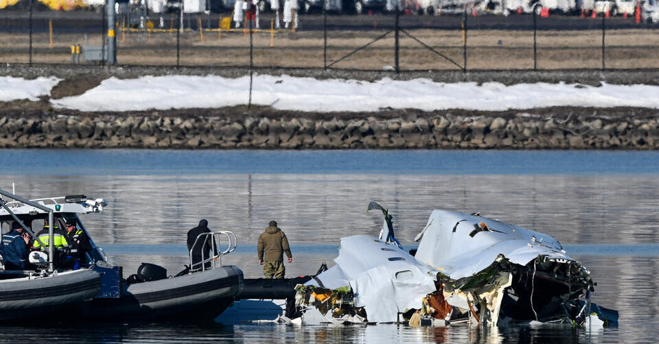 Systemic Failures Blamed for Deadly Mid-Air Collision, FAA ...